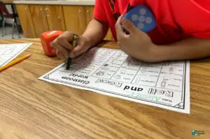 Roll and Read Game: Rules and Instructions | Group Games 101